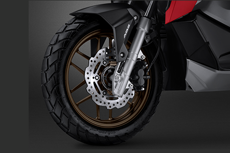 Kamote.ph | Honda ADV 160: Motorcycle For Keeps